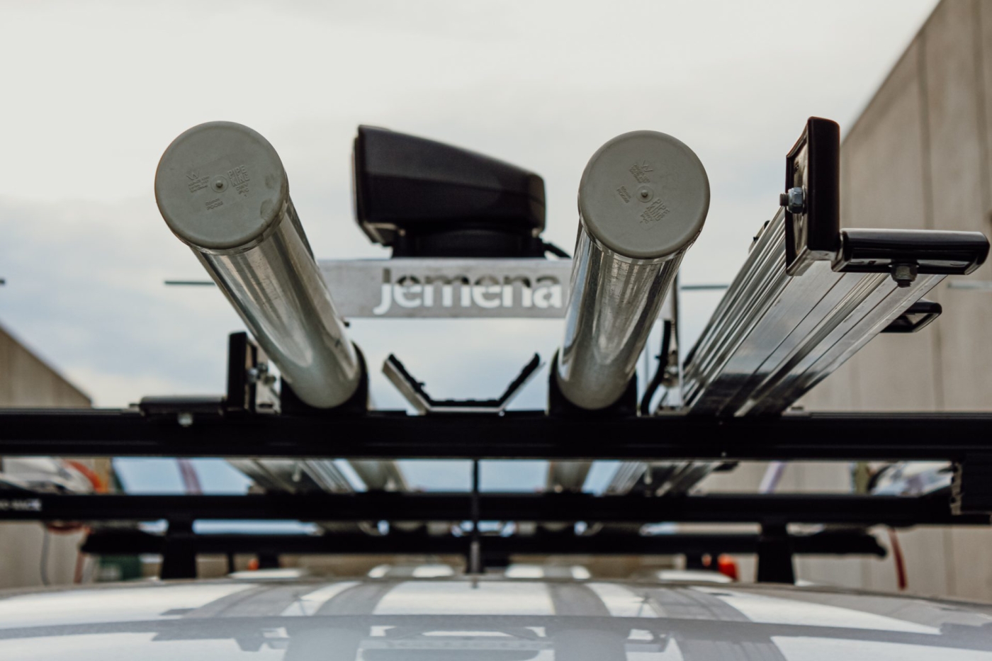 Overhead team leader builds | RXI Group