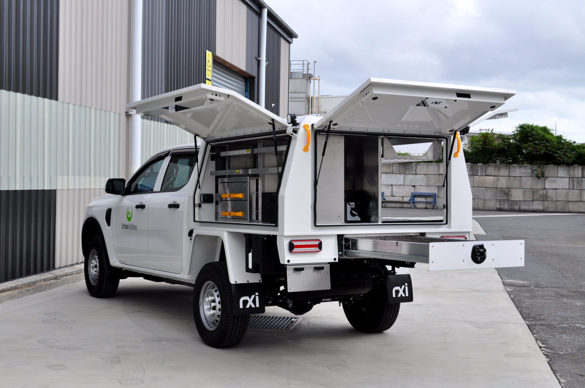 Urban Utilities – Ford Ranger Dual Cab Service Body Fitout | RXI Group
